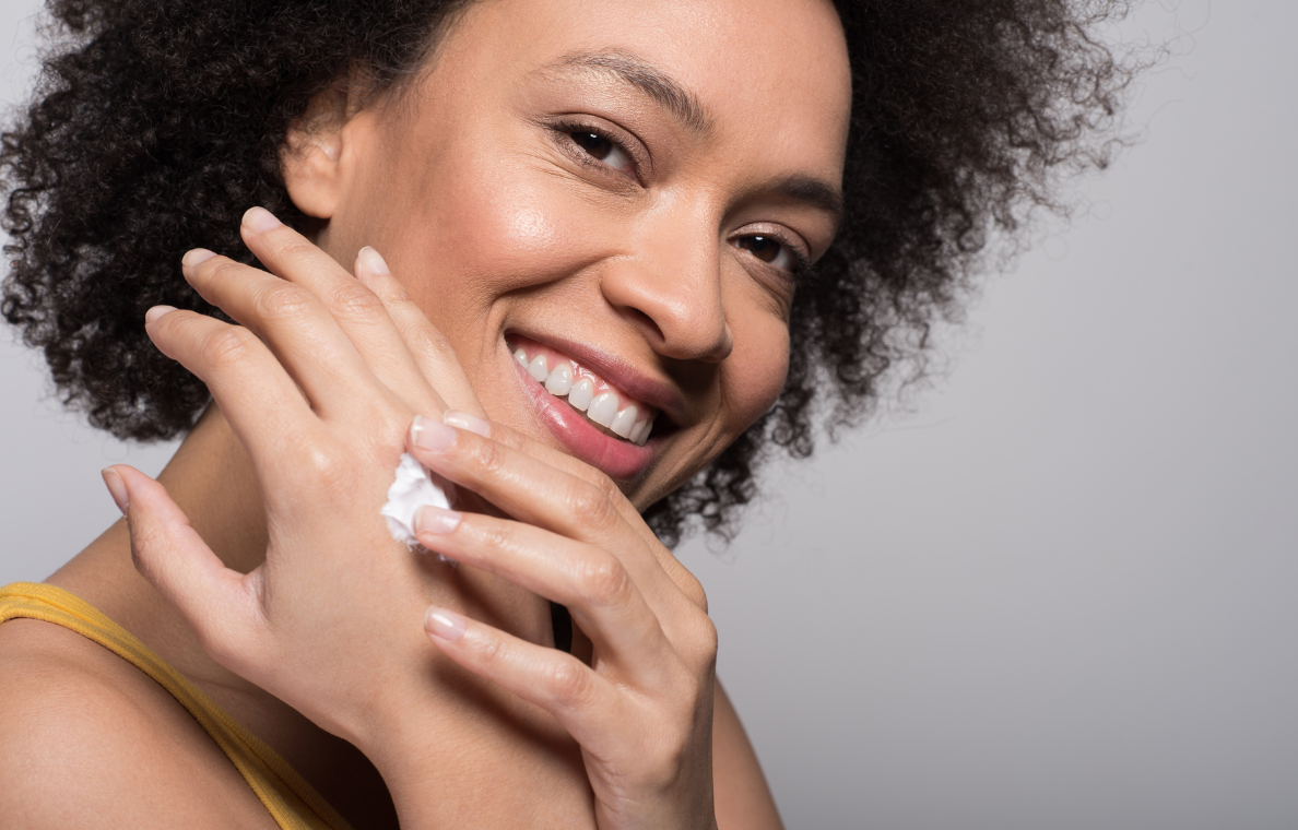 Reveal Youthful Hands: Experience Our Restoring Hand Treatment – DuoGen